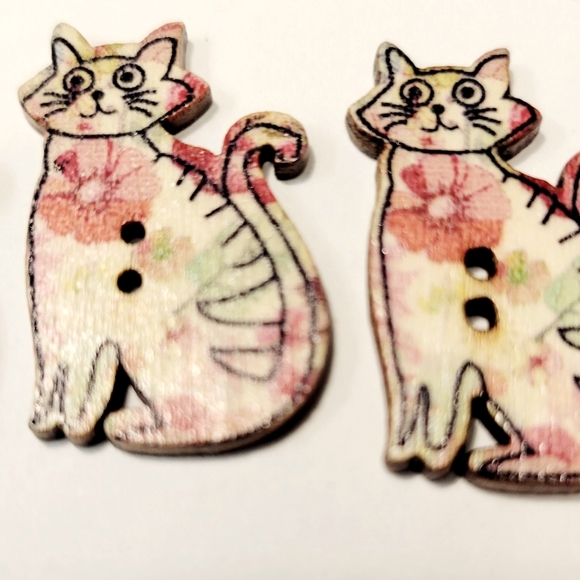 Source Unknown | Other | 27 Wooden Buttons Cats | Poshmark